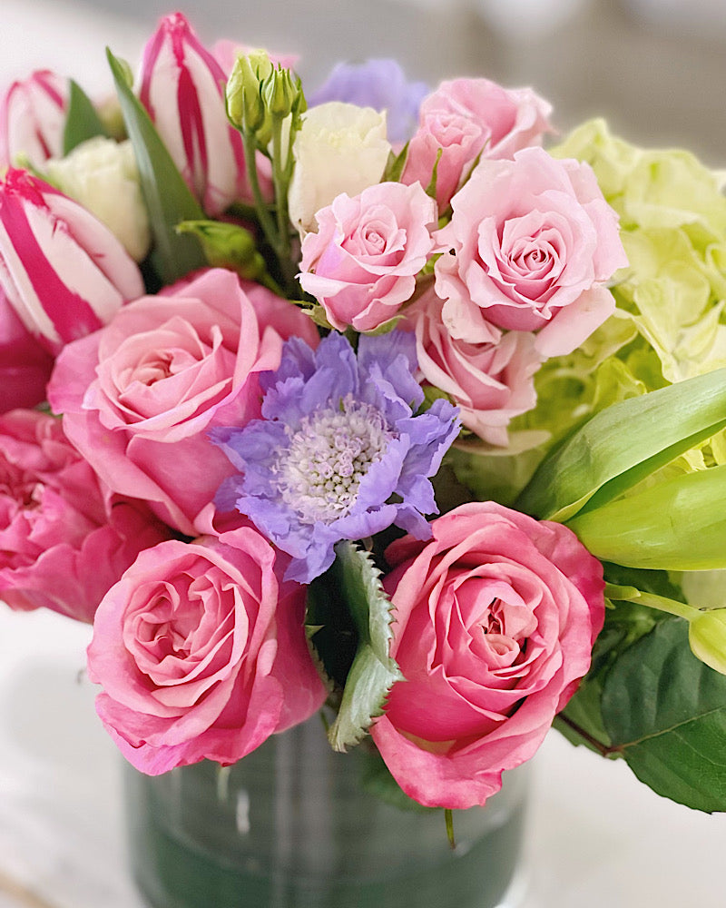 Colorburst- Petite floral arrangement – La Vie en Rose Company